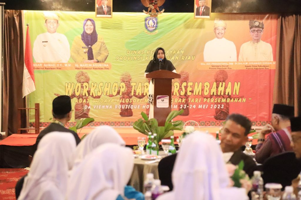 Workshop Tari Persembahan Dinas Kebudayaan Kepri, Anggota Komisi IV ...