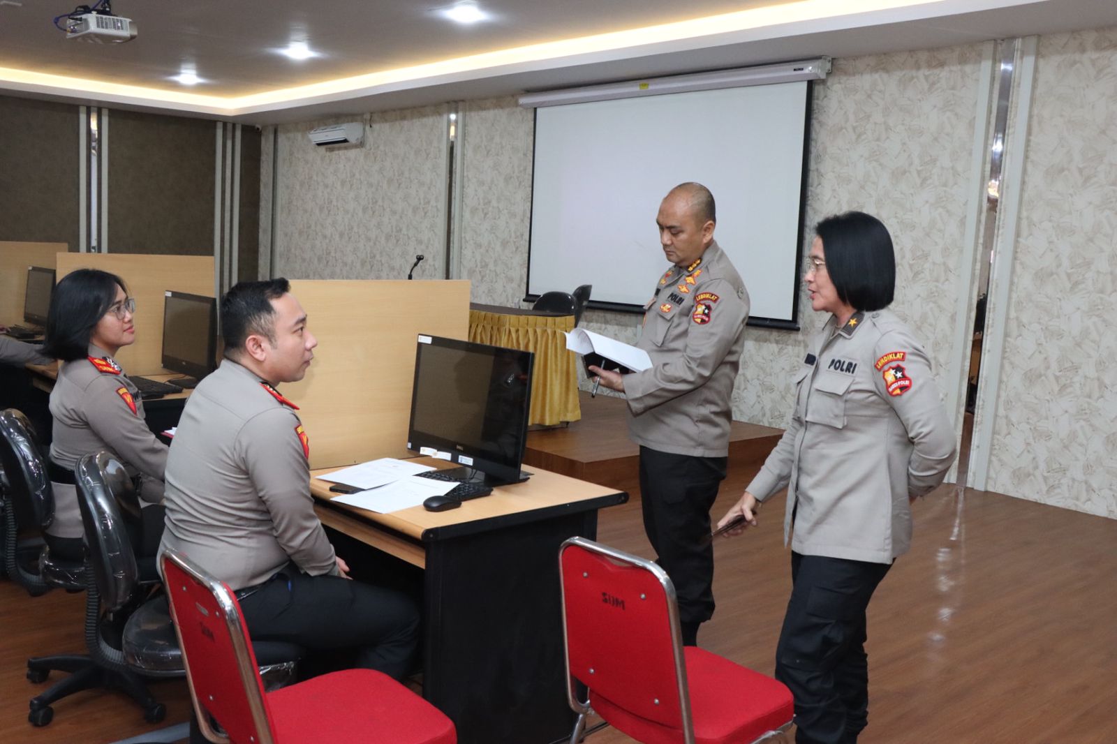 Membangun Kualitas Kepolisian Masa Depan, Mahasiswa STIK PTIK Angkatan ...